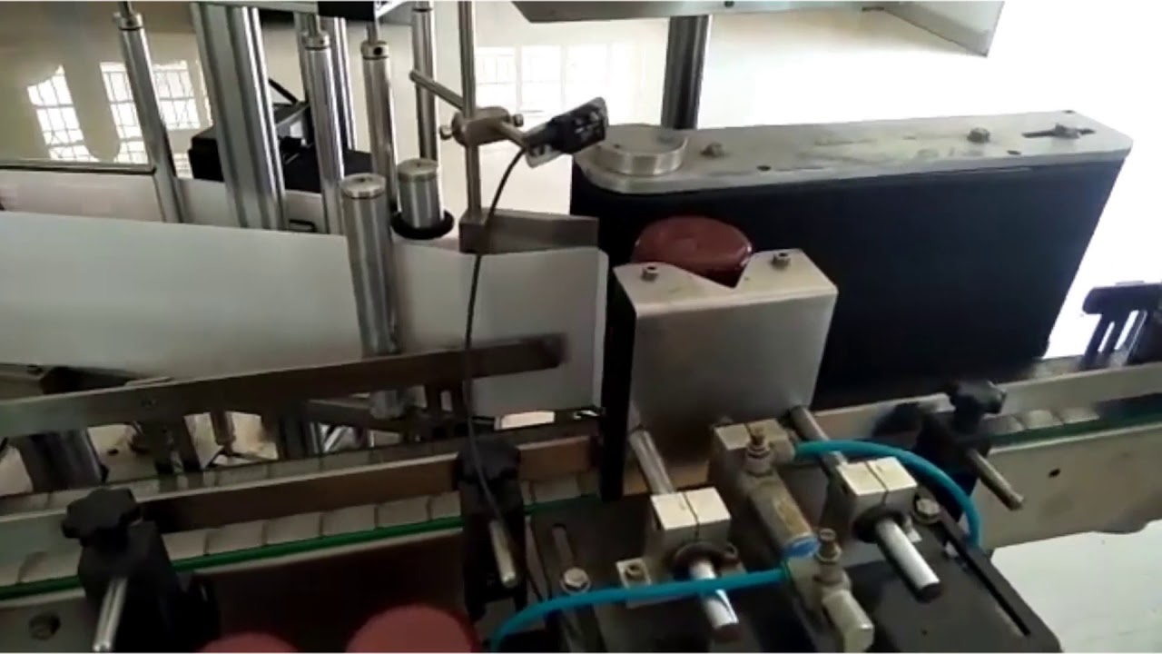 Auto Labeling Machine - Round Bottle Self Adhesive Labeling Machine - YouTube