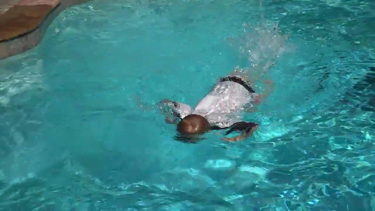 Kai diving and doing the michael phelps swim - YouTube