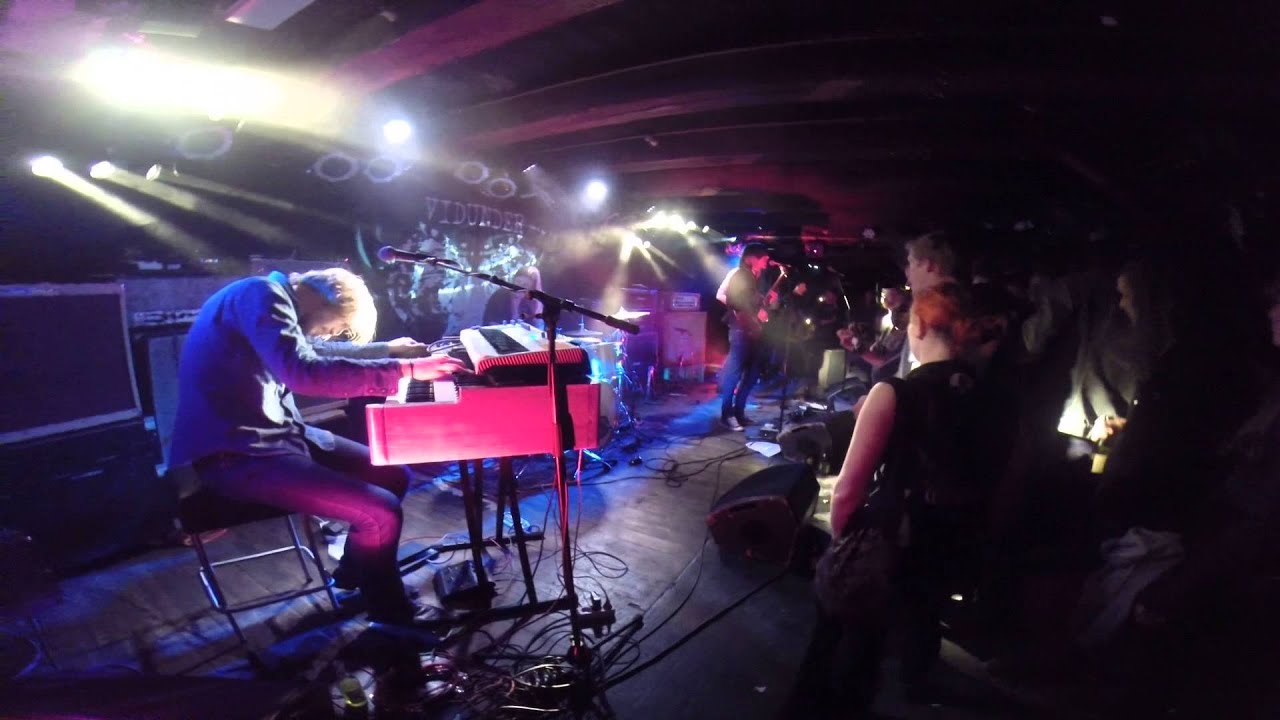 Vidunder - Loppen Copenhagen 22nd May 2015 pt I - YouTube