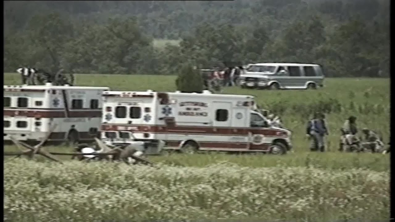 1995 Civil War reenactors injured when musket explodes - YouTube