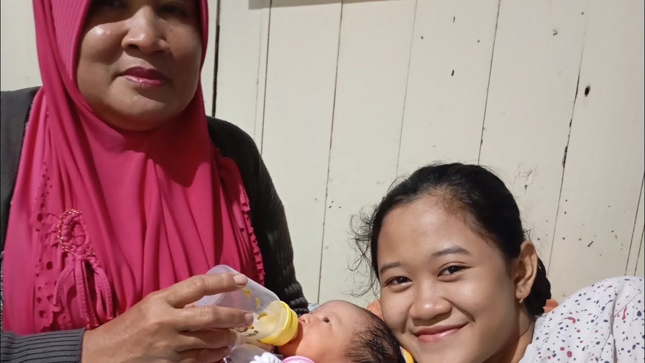 DEDEK BAYI BERSAMA KELUARGA BESAR - YouTube