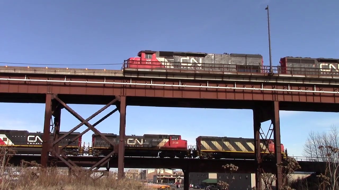 *1,300 Subscriber Special* - CN 2408 meets BLE 900 on the dock - YouTube