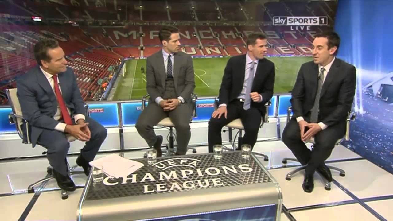 Jamie Carragher demands answers from Gary Neville on Moyes' team ...