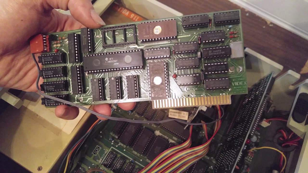 Unboxing Apple II Plus Computer (1979) with Overview - YouTube