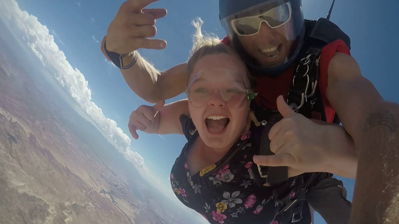 Skydiving in Moab, Utah - YouTube