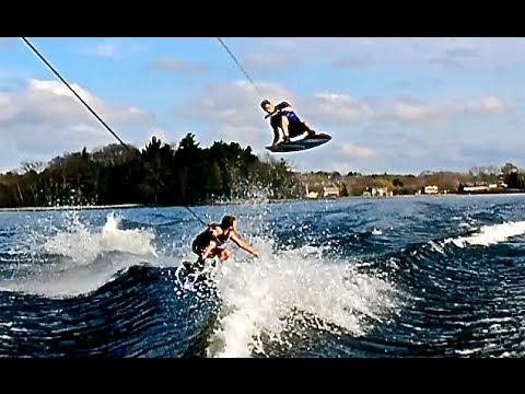 First Wakeboard Runs on Dans new Moomba - YouTube