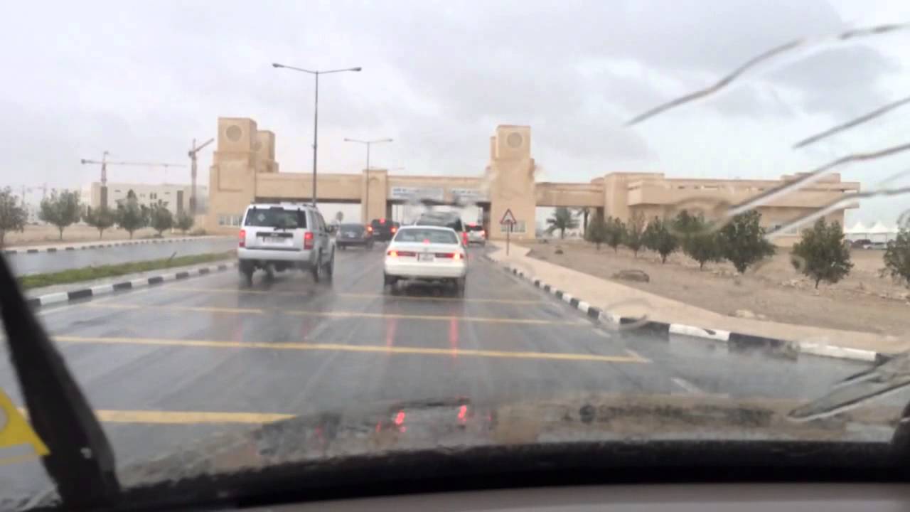 Heavy Rain in Doha 26-Mar-14 - YouTube