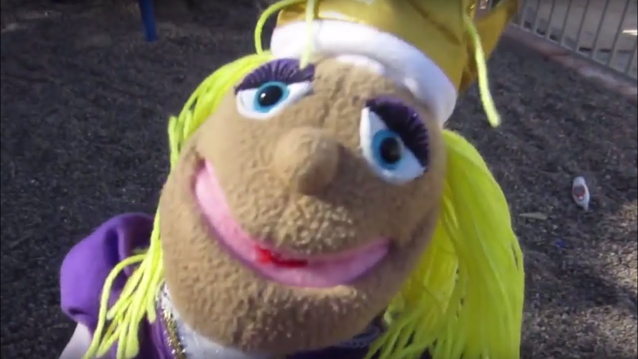 PUPPET VLOG - Life with Princess Purple - YouTube