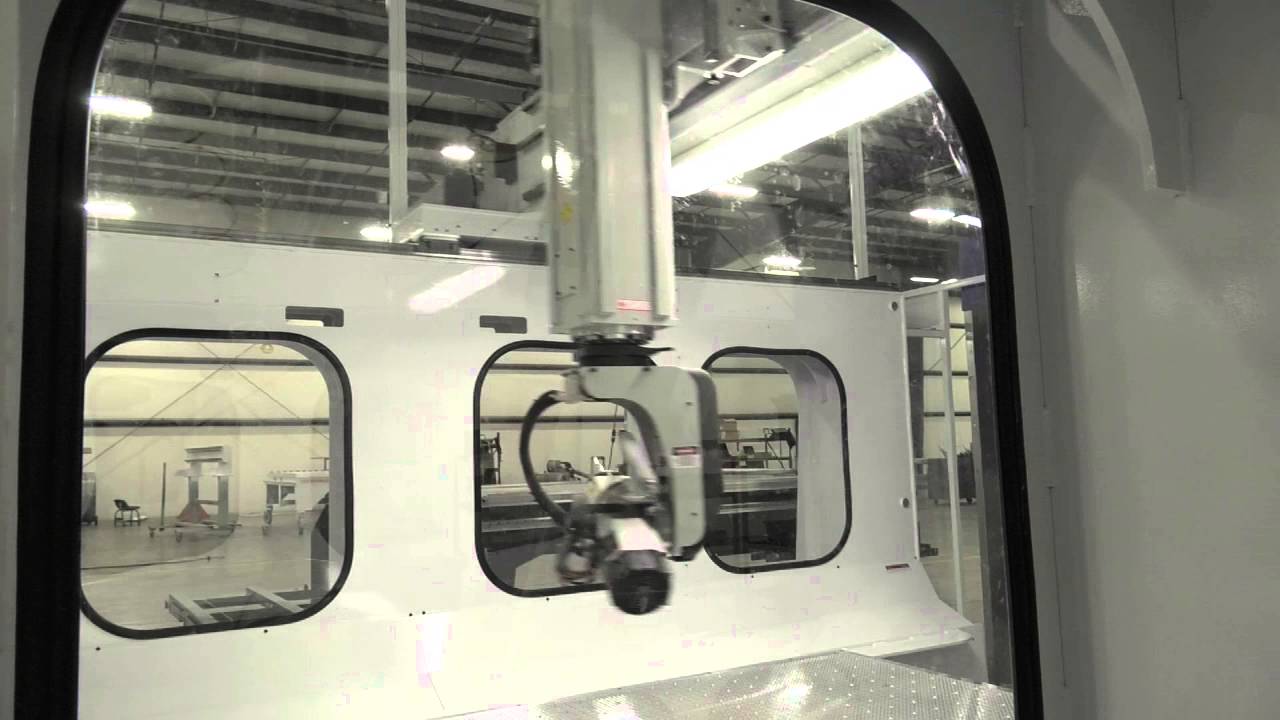 Thermwood Model 77 5'x10' 5 Axis Motions - YouTube