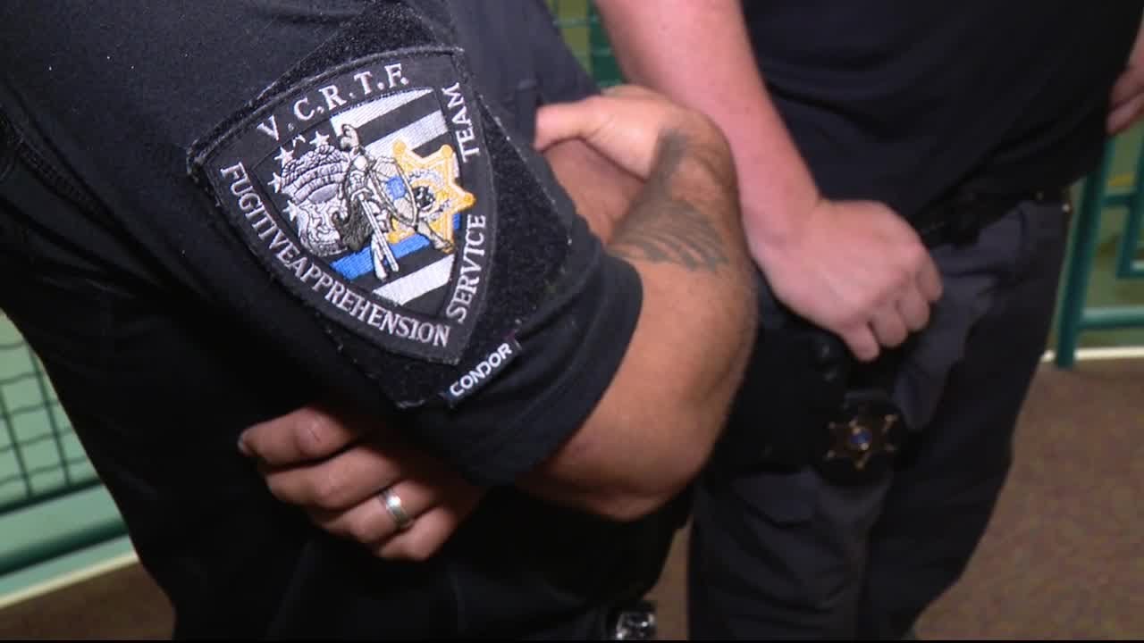 Fugitive Apprehension Services Team racks up thousands of arrests - YouTube