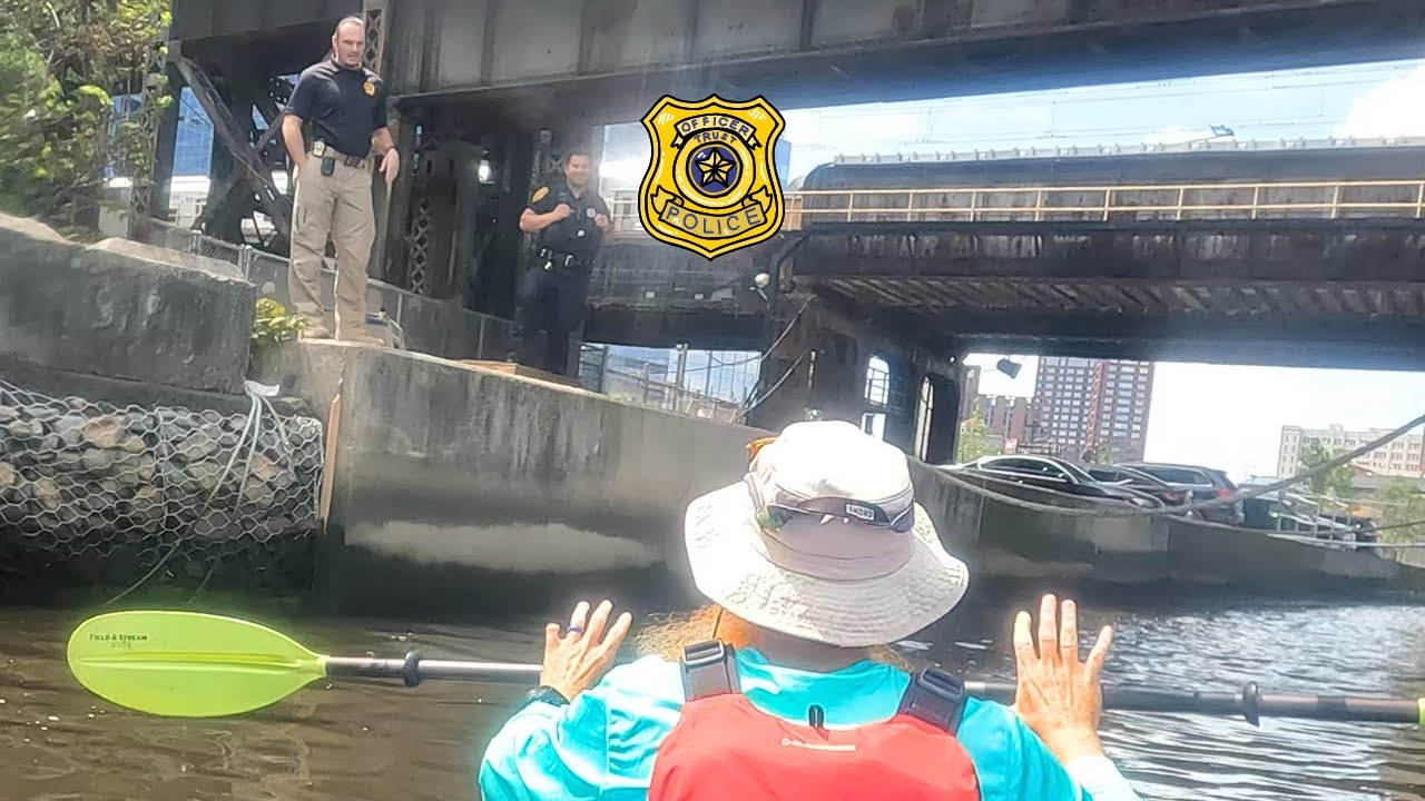 🛶 Met the Police on Newark Kayak Adventure along Passaic River - YouTube