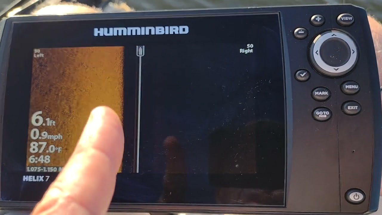 Helix 7 Sonar Display - YouTube