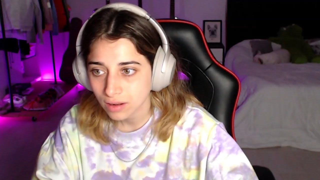 Luli Gonzalez en Stream - 28/09/2021 - YouTube