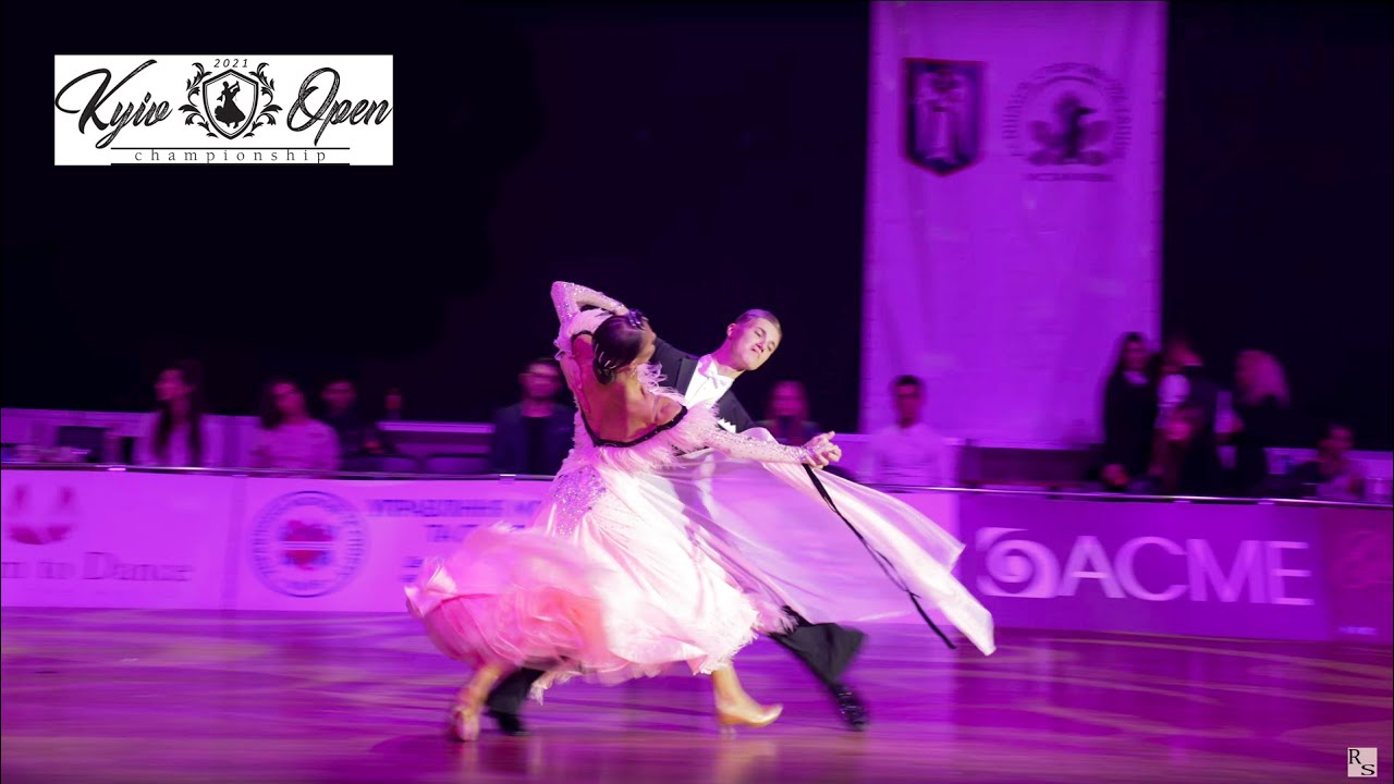 Andrei Cutashevskii-Anna Vasina. Amateur Standard.Foxtrot presentation ...