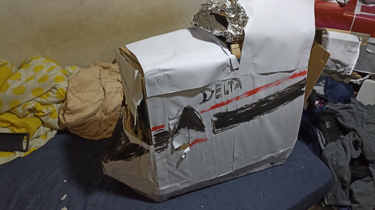 Lockheed L -1011 TriStar DELTA cardboard - YouTube