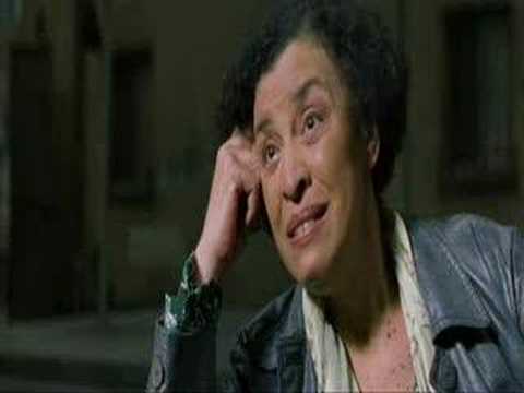 scène de l'oracle Matrix 2 reloaded - YouTube