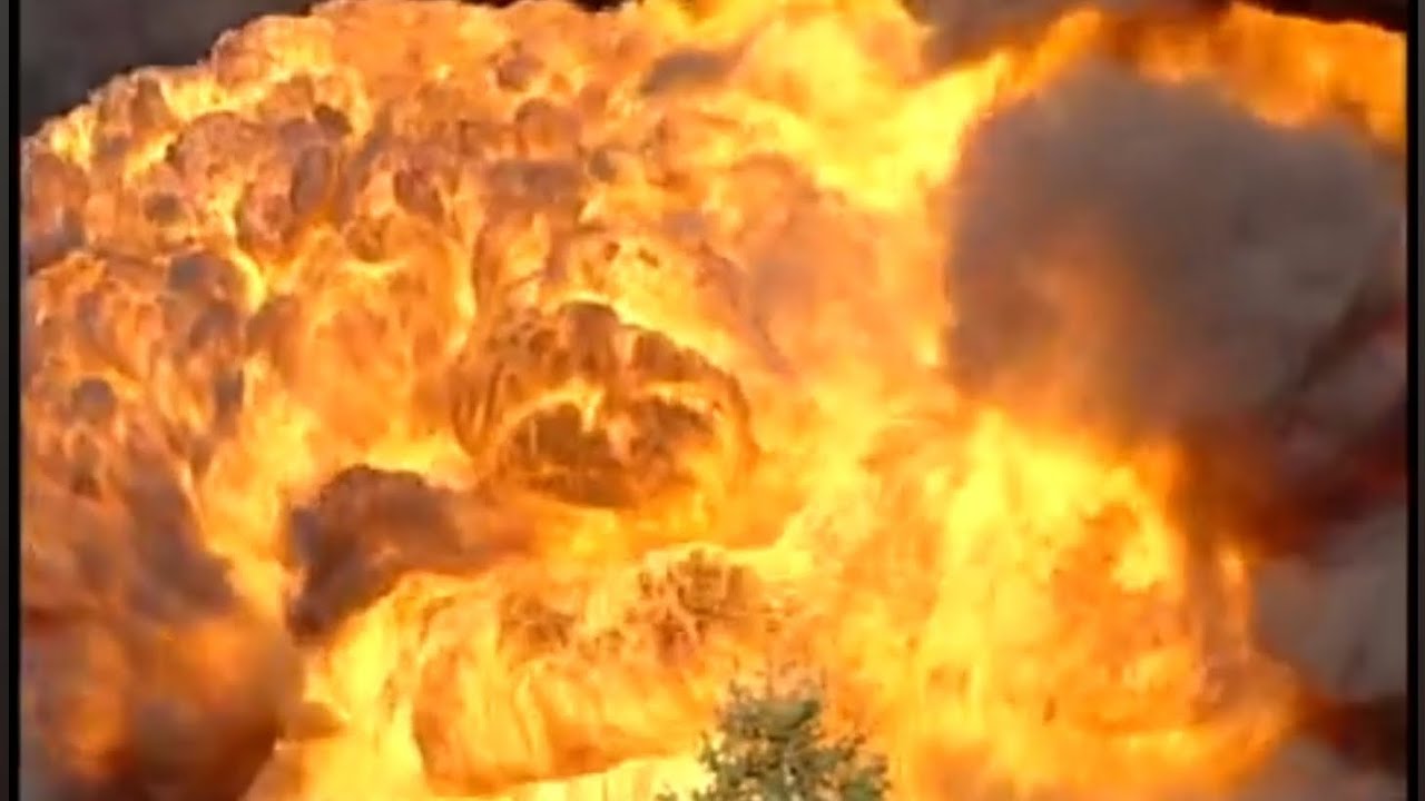 Barton Solvents Chemical Fire Explosions 2007 (Iowa,USA) - YouTube