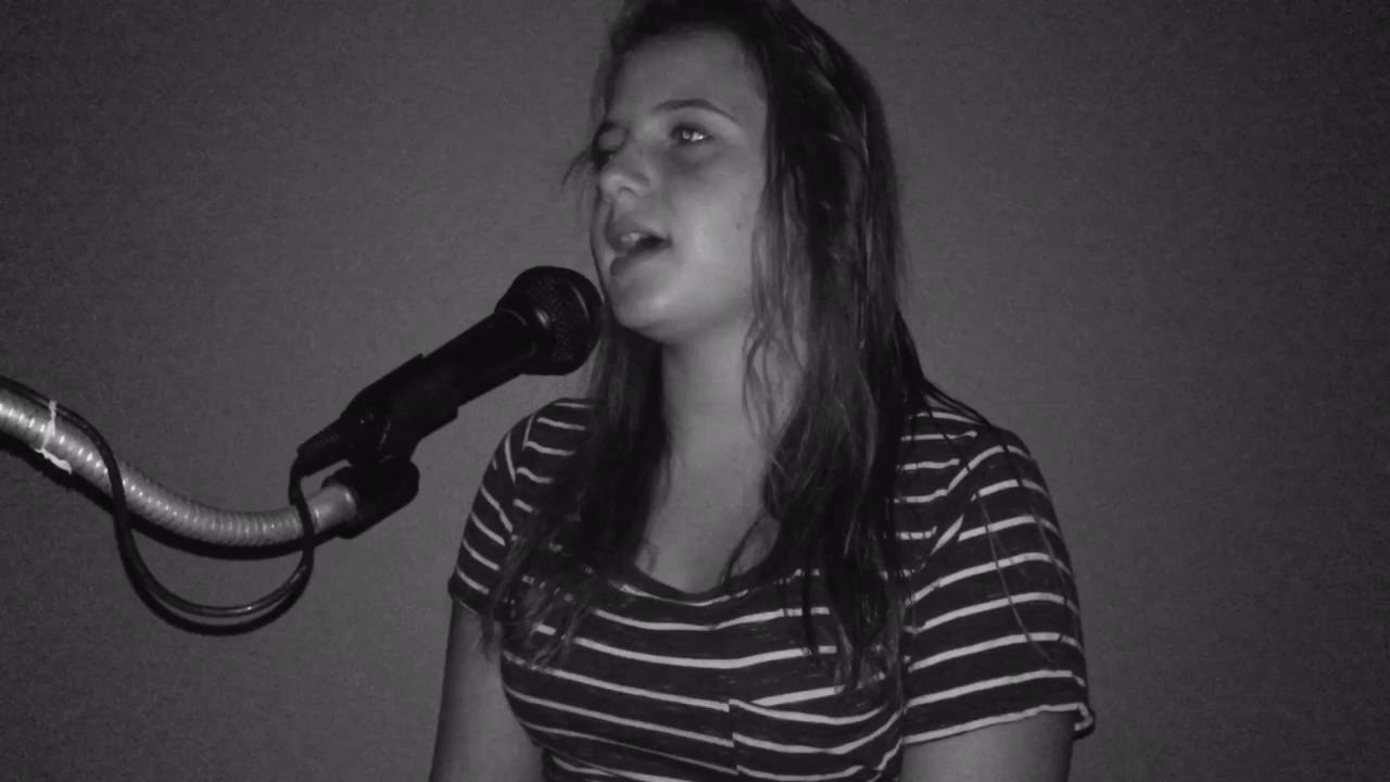 Madyson sings "I Can't Help Falling in Love" - YouTube