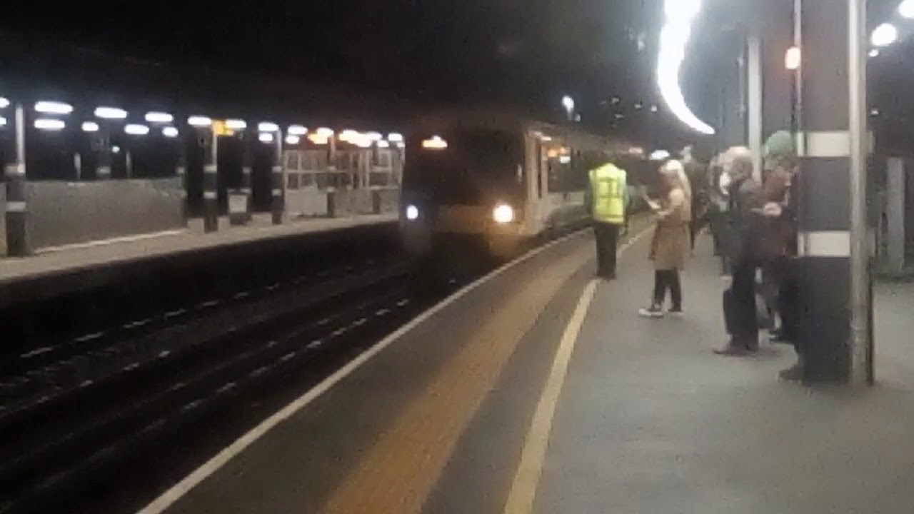 Trains from Kent to London 1hour - YouTube