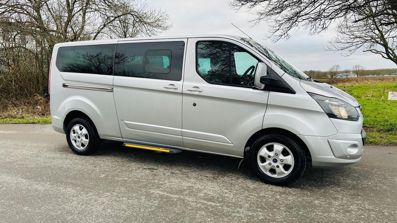 FORD TOURNEO CUSTOM 2.0TDCI ECOBLUE TITANIUM MODEL *8 SEATER LWB ...
