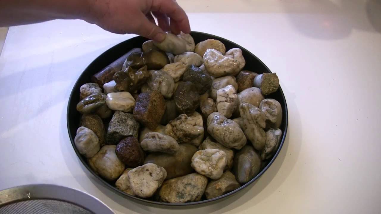 Dampferzeuger im Backofen mit Steinen in einer Schale. - YouTube