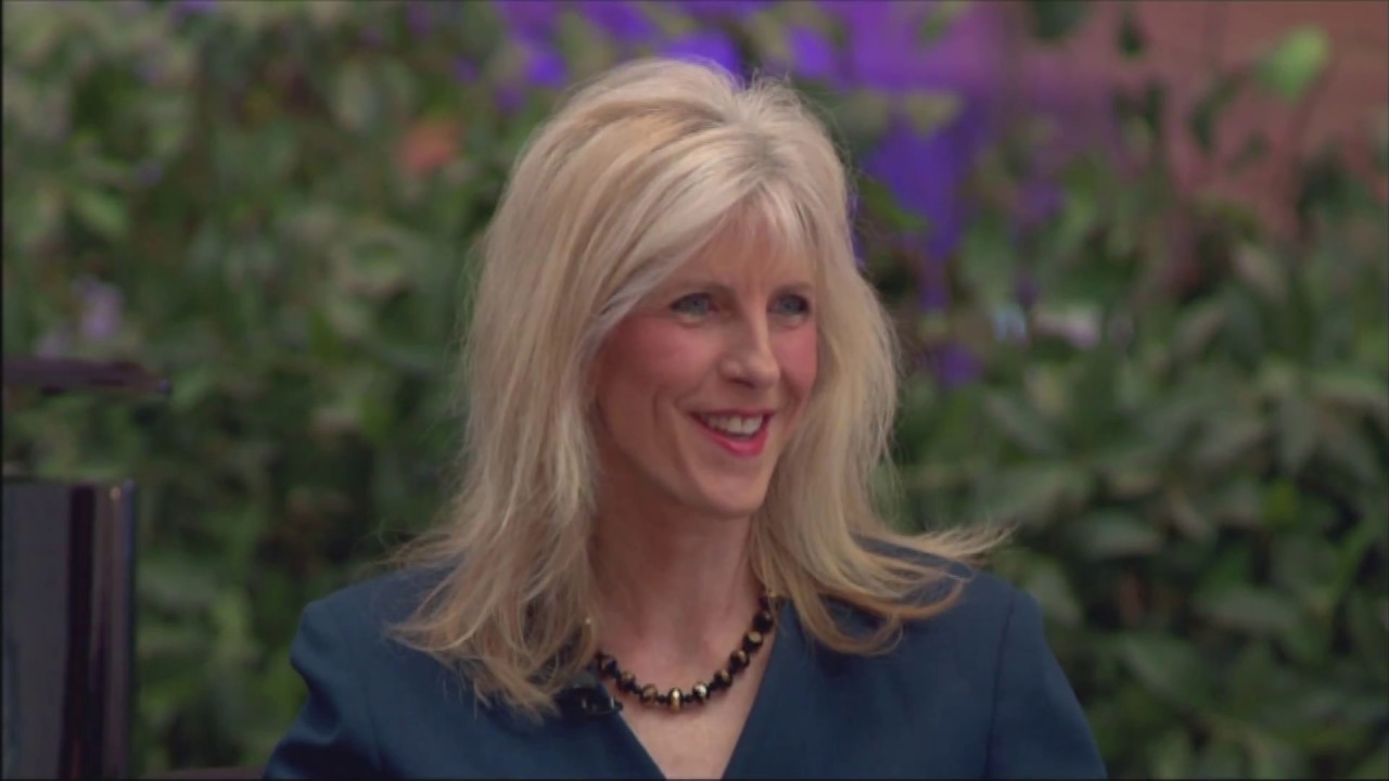 Bobby Schuller im Gespräch mit Dr. Sarah Sumner - YouTube