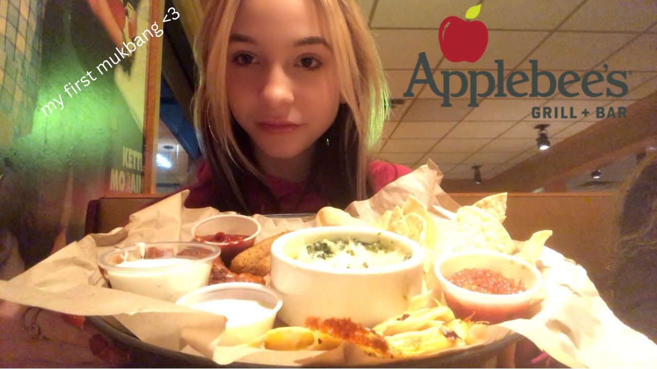ASMR Applebee's Mukbang (my first ever!!) - YouTube