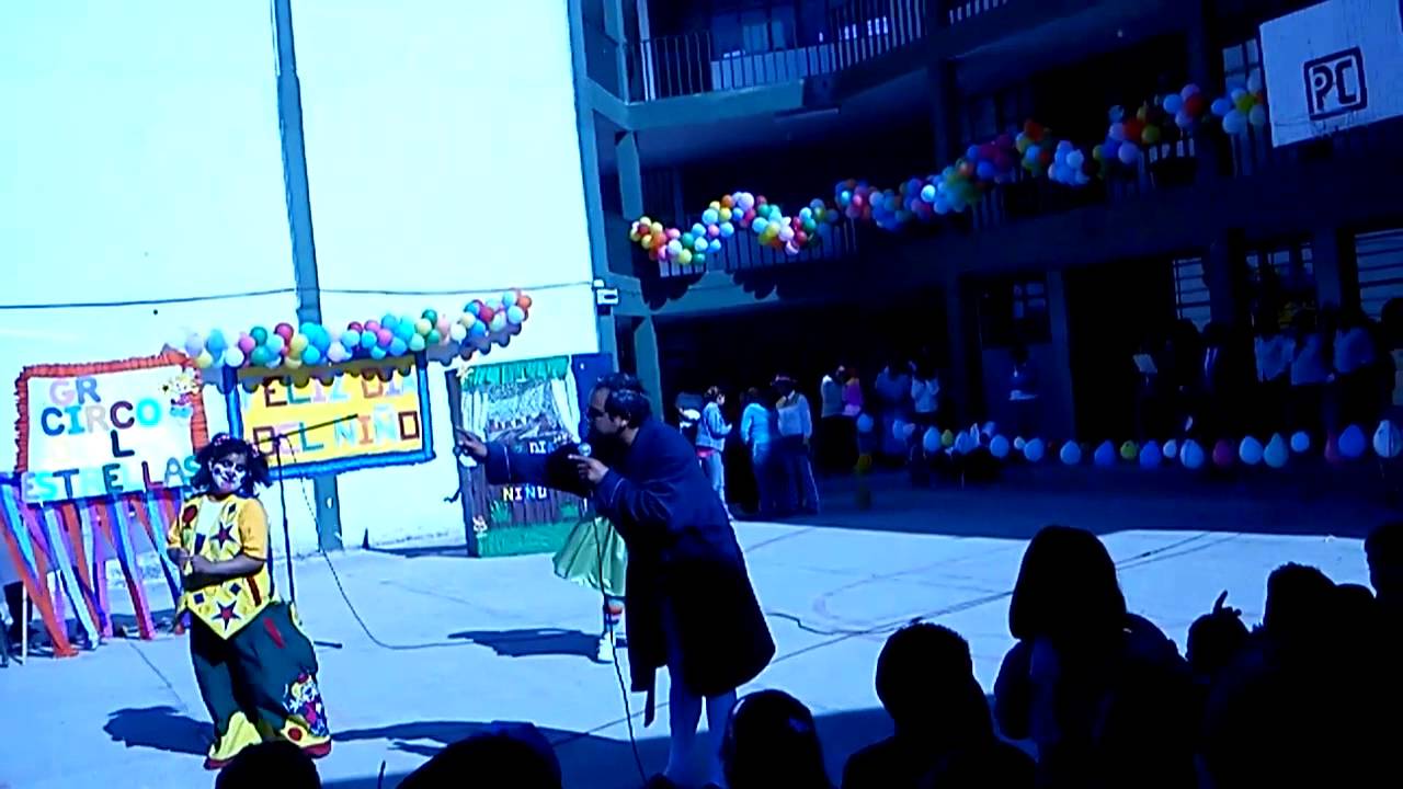 Don Pipo (Primer Show Oficial) - YouTube