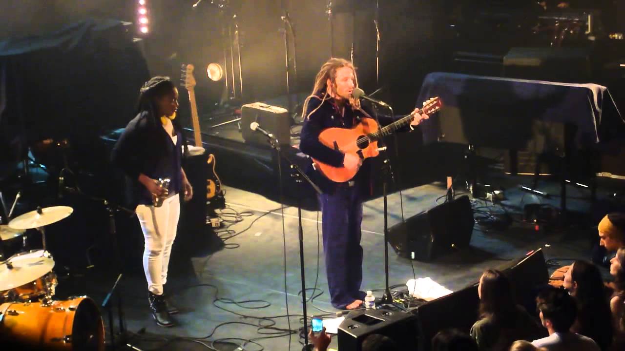 Vanupié Feat. Kim Pommell⎪Redemption Song - @ Paris (Le Bataclan) - 04. ...