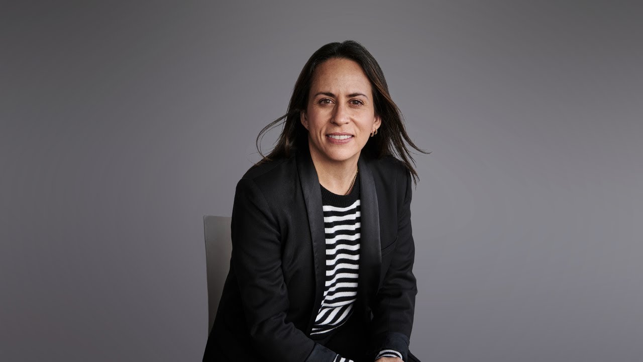 ¡Laura Abril se suma a Buendía Estudios! - TTVnow - YouTube