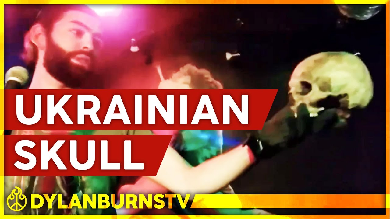 Russian Soldier Performs with Ukrainian Skull on Stage - YouTube