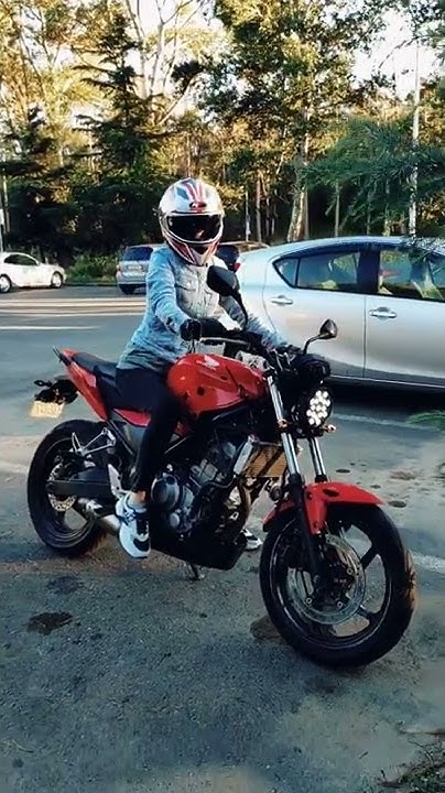 Honda CB250F - YouTube