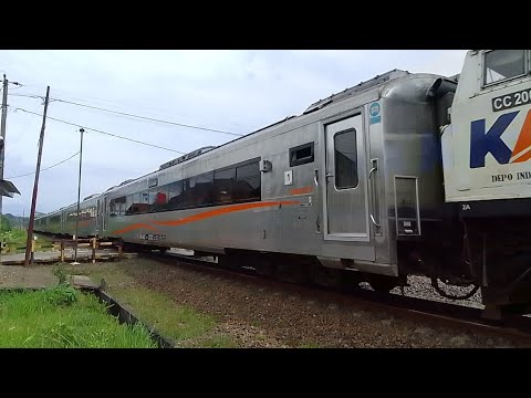 kereta api KL.B dari PT BIO FARMA masih jalan yak - YouTube