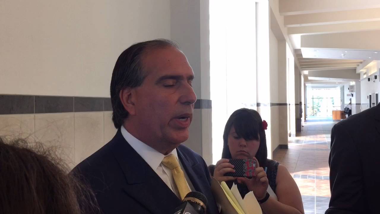 Defense lawyer talks about Ryan Lawrence snapping - YouTube