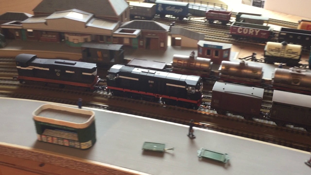 CIE 121 Class - Irish Model Locomotive - YouTube