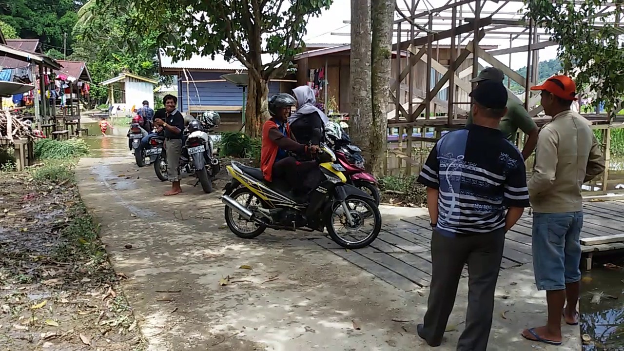 Jembatan darurat Buluh Perindu(2) - YouTube