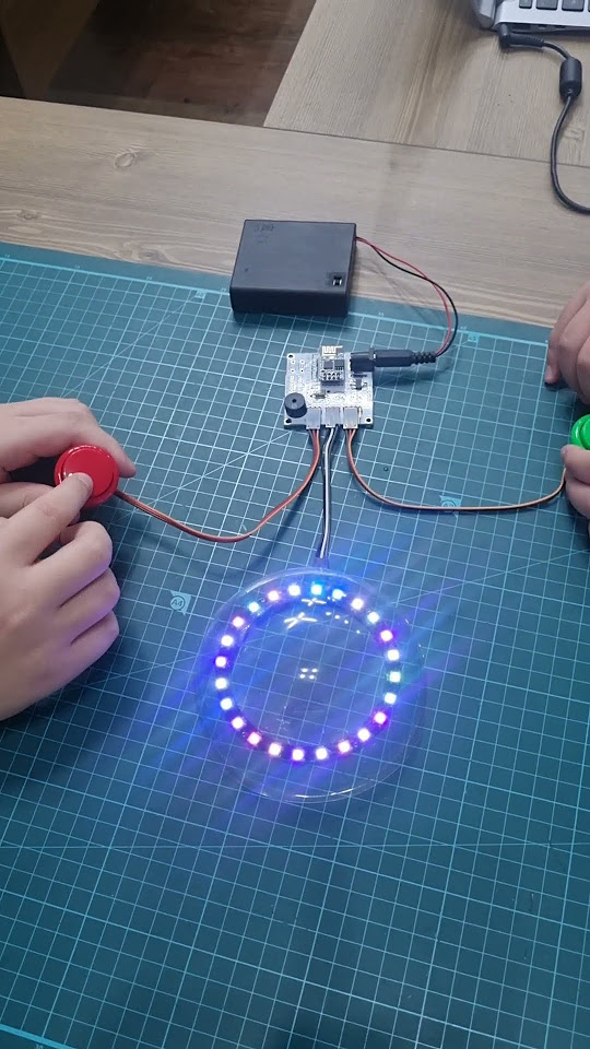 아두이노 미니 레이싱게임 Arduino ESP-01 Racing Game - YouTube