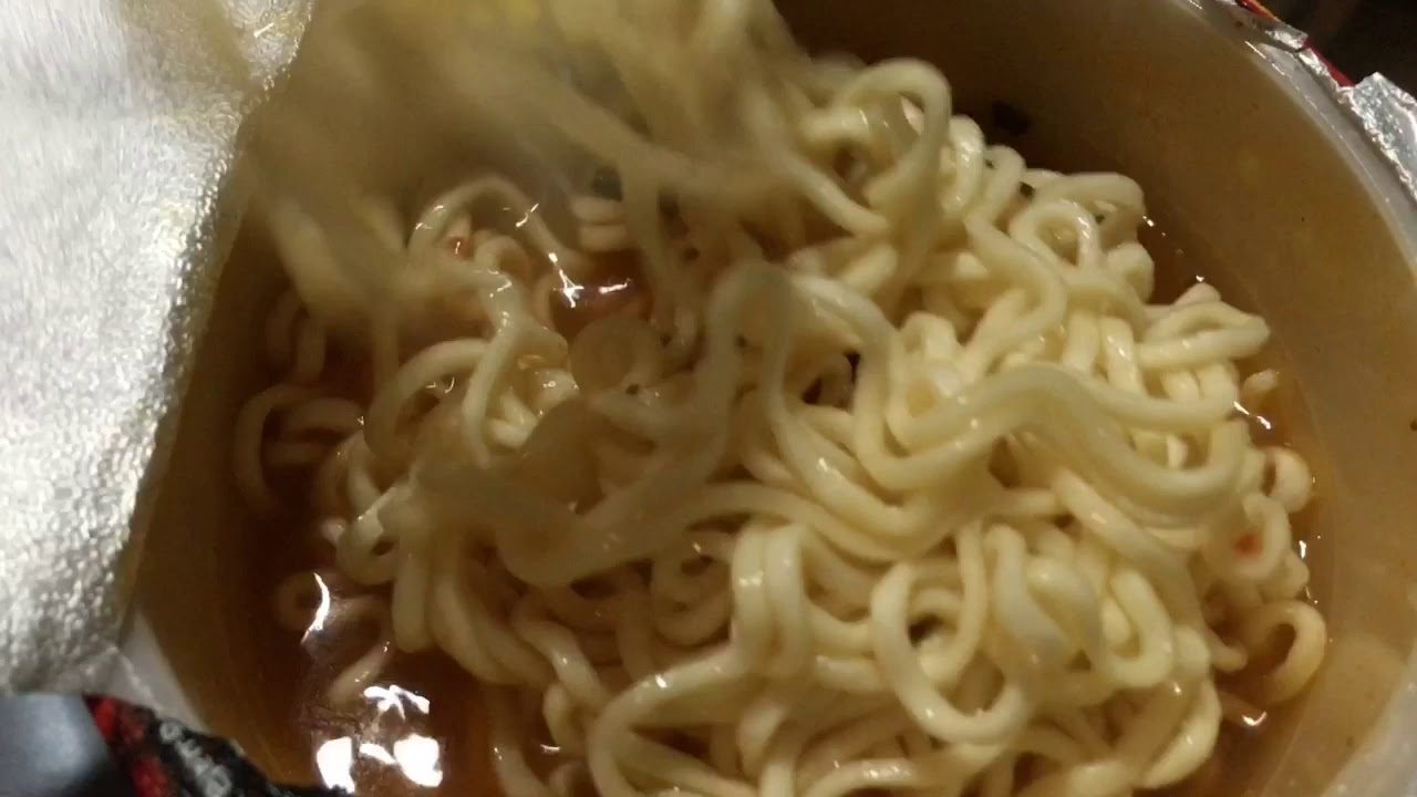 Maggi Kari Cili Api Letup - YouTube
