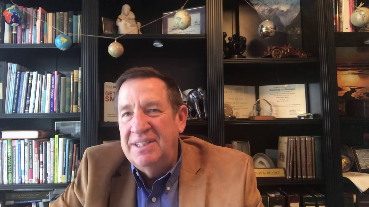 Dr. Beadle welcomes students to LDR 5011 - YouTube