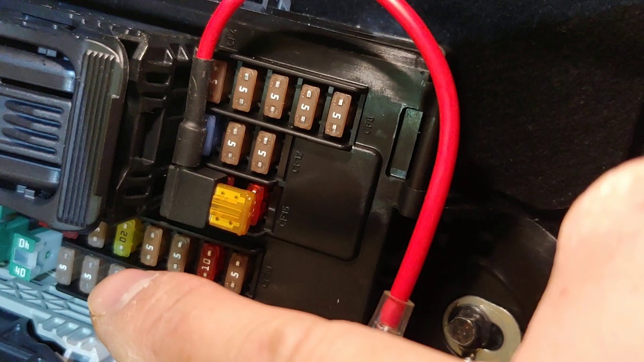 Volvo XC90 T8 2016 Mini USB hardwire kit installation - YouTube