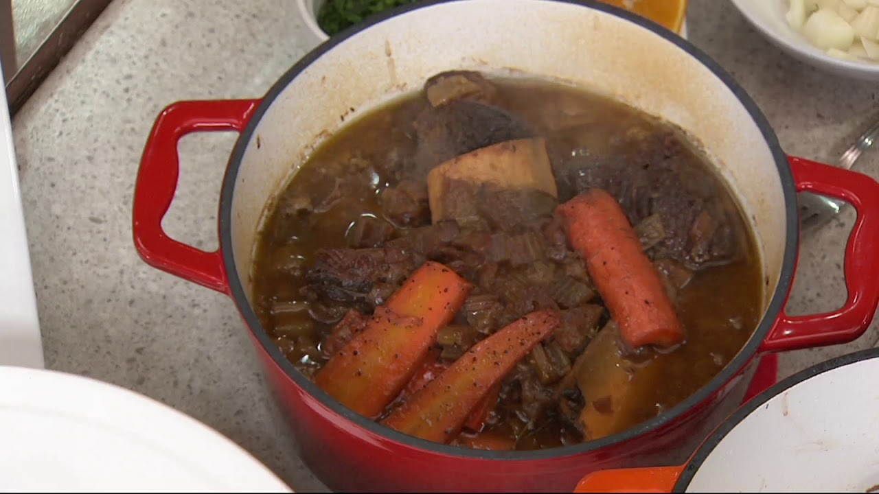 Cook's Essentials 7-pc. Gradient Cast Iron Cookware Set on QVC - YouTube