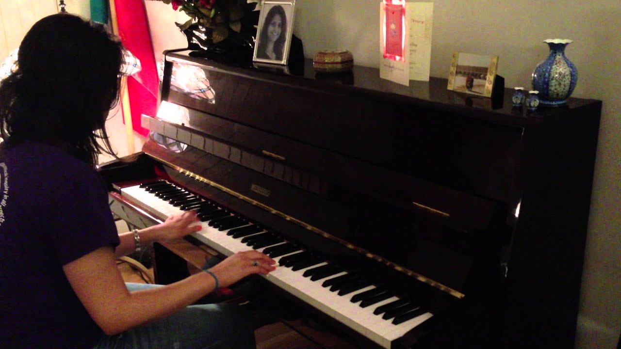 Googoosh - Do Panjereh piano version - YouTube