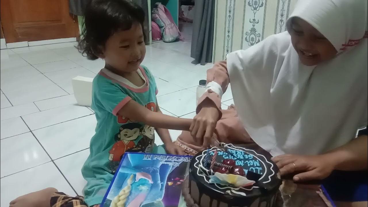 SELAMAT ULANG TAHUN KAKAK GENDIS - YouTube