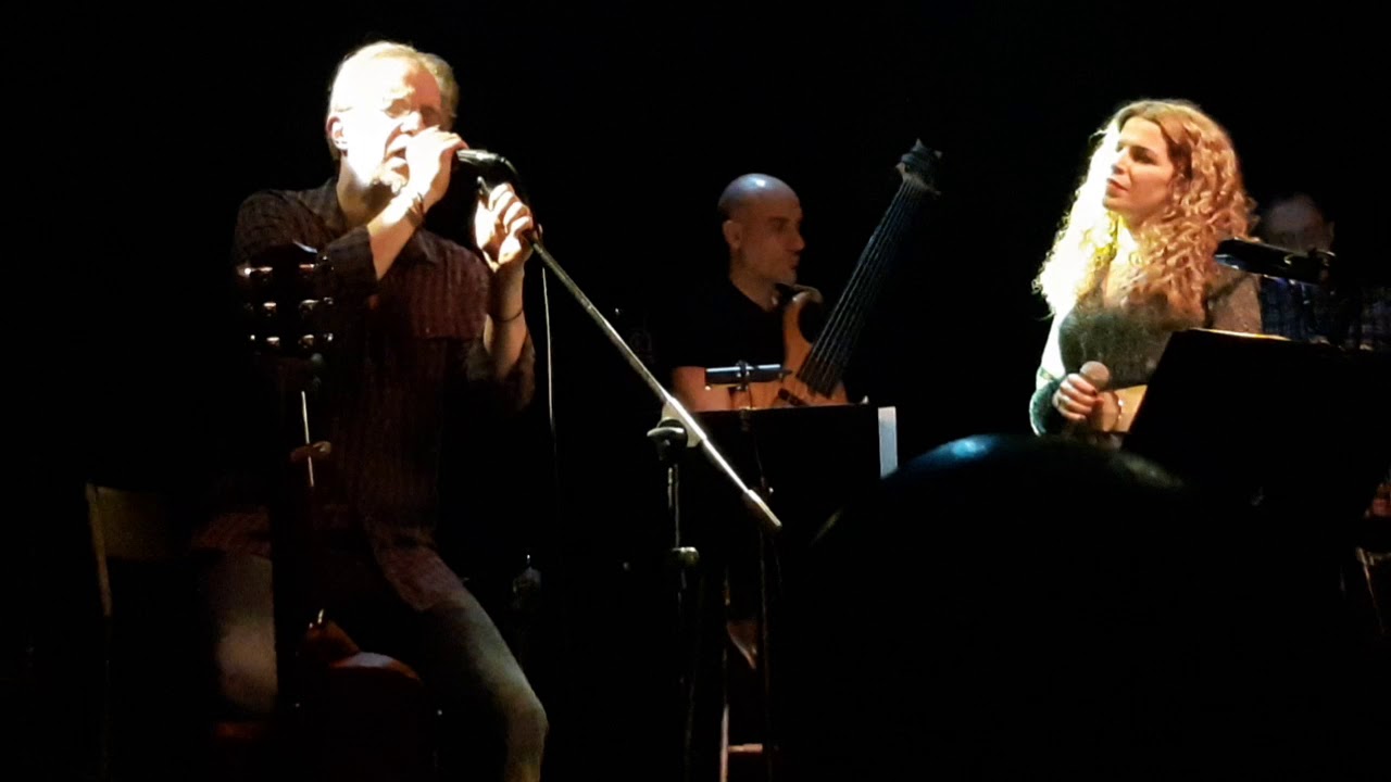 αυτη η νυχτα μενει - YouTube