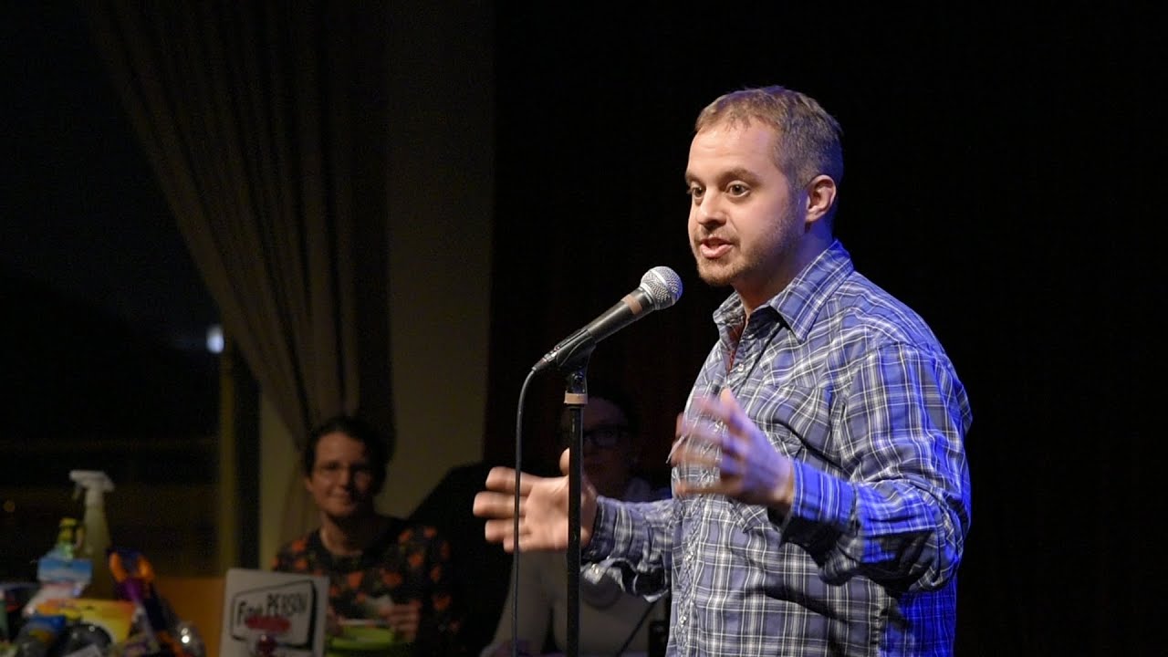 Dave, Winning Storyteller - "Broke" First Person Arts StorySlam - YouTube