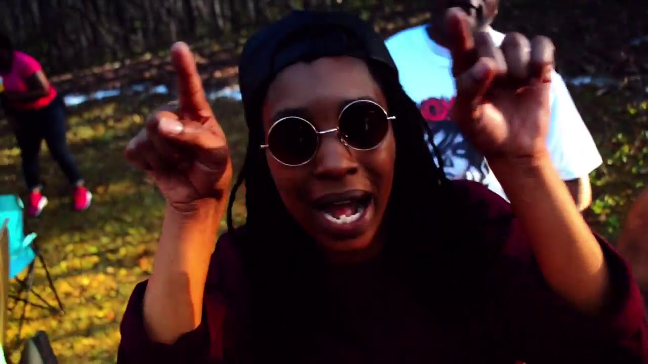 B.L.E.U.x Live Long - YouTube