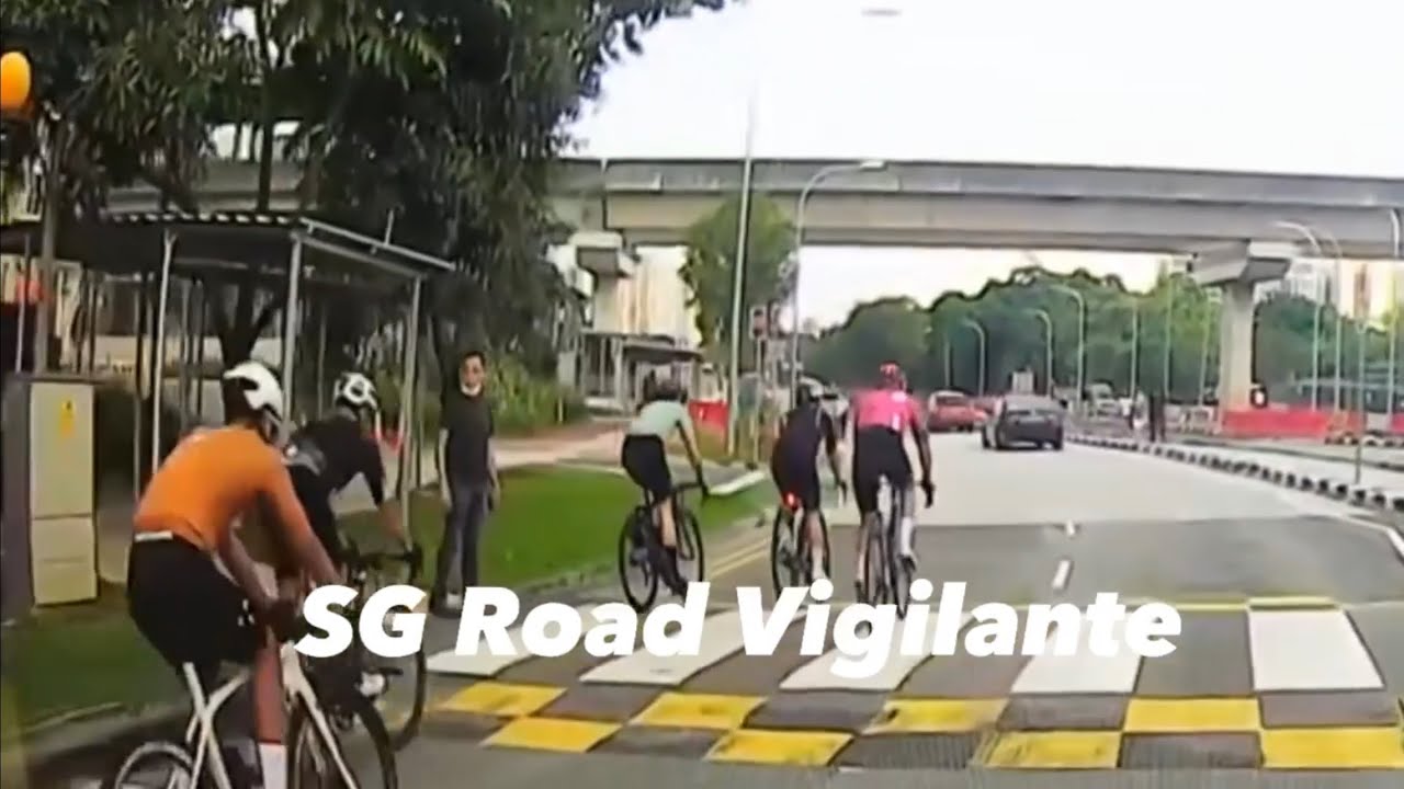 3sep2022 sentul crescent cyclists fail to stop and give way to ...