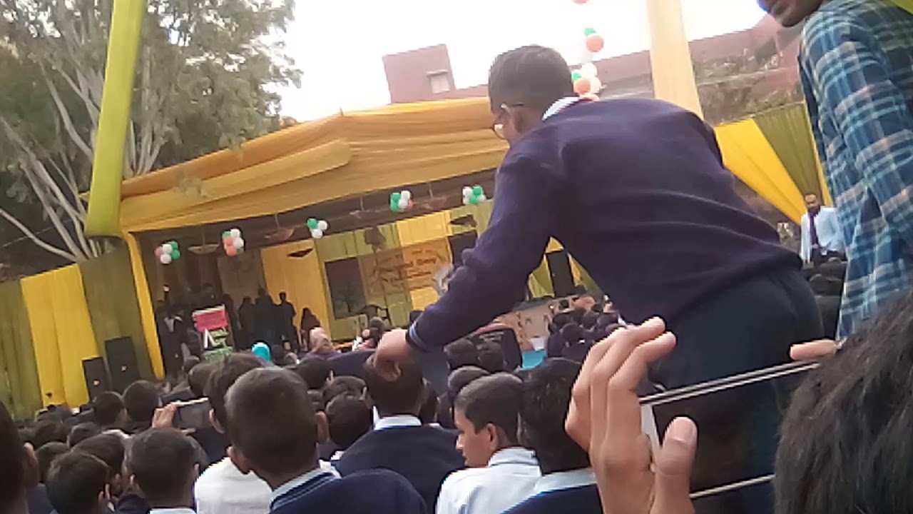 Anpaad bibi school comedy - YouTube