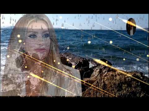 çiçekler nasıl baharı özlerse bende seni öyle özleyeceğim