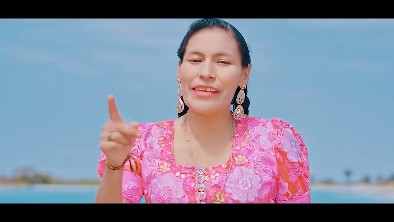 ELSITA MAMÁNI LOS DIAMANTES DEL CHARANGO te quedarás con mi recuerdo ...